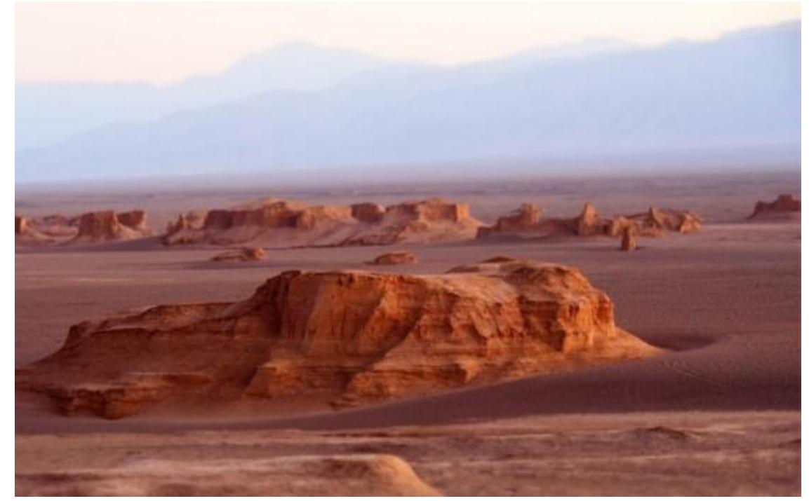 Lut desert is one of the most impassable places in the