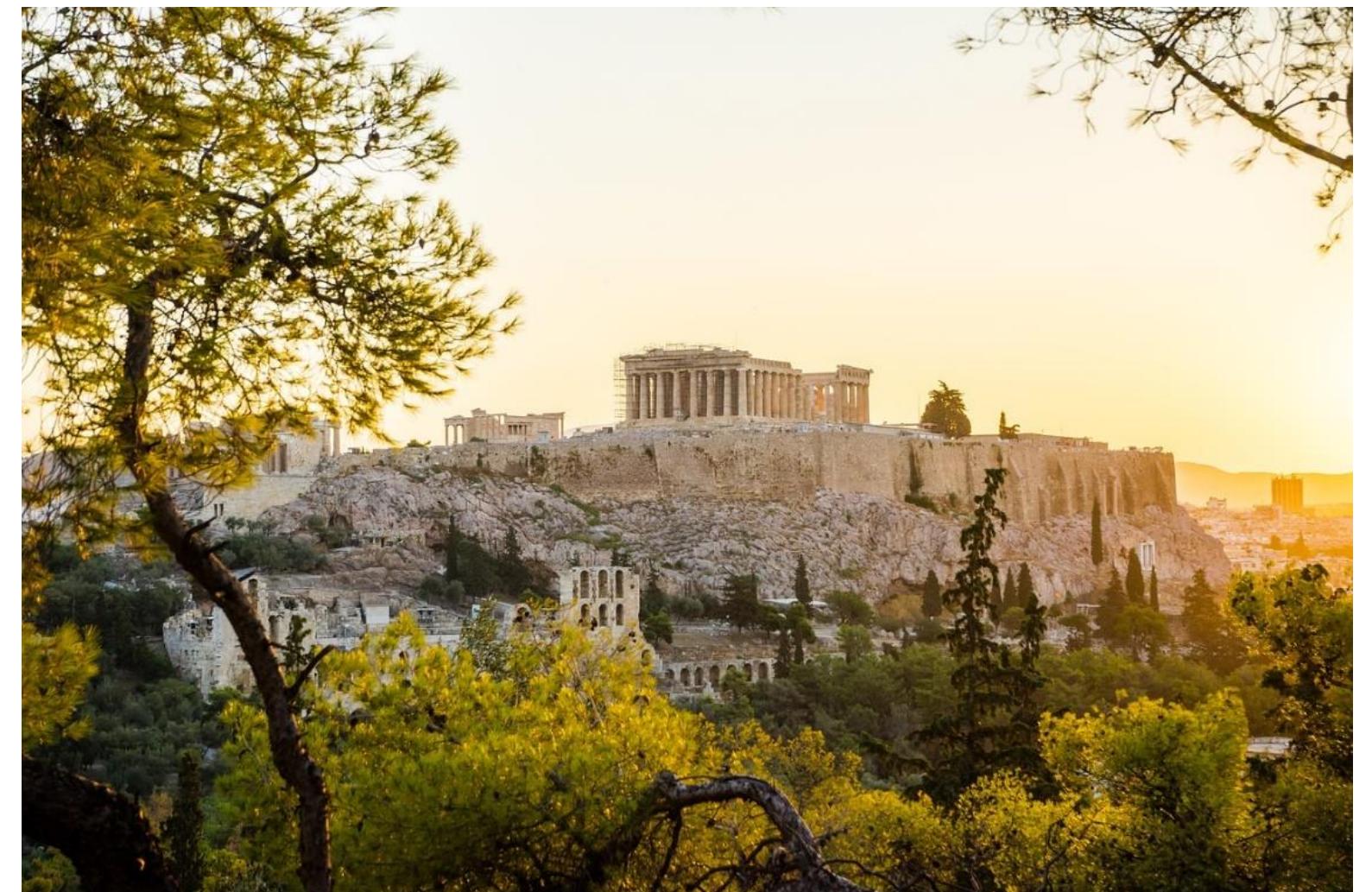 (PDF) The Polis: The Greek City-State and Political Life