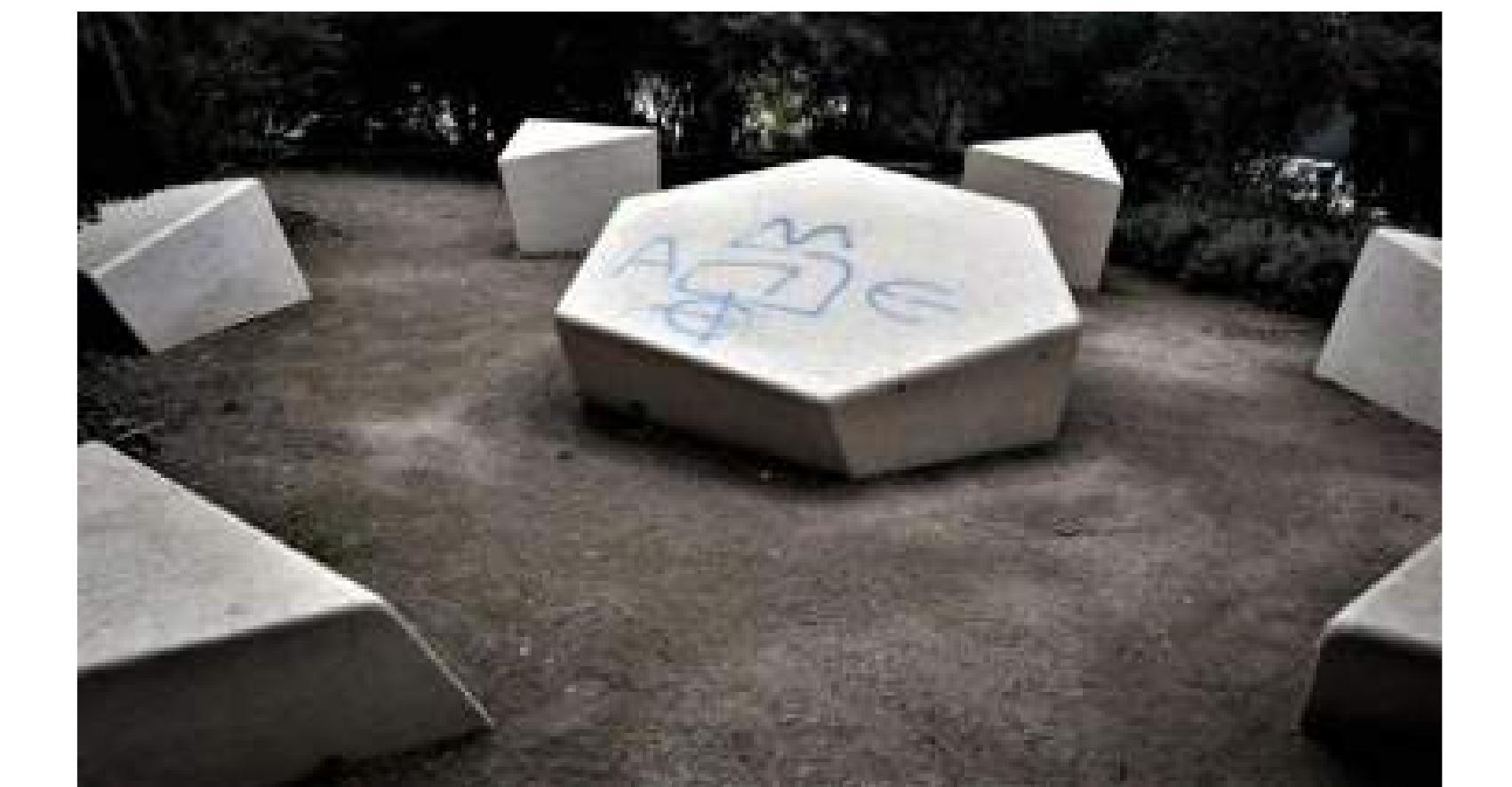 Dimitris Plantzos - National & Kapodistrian University of Athens