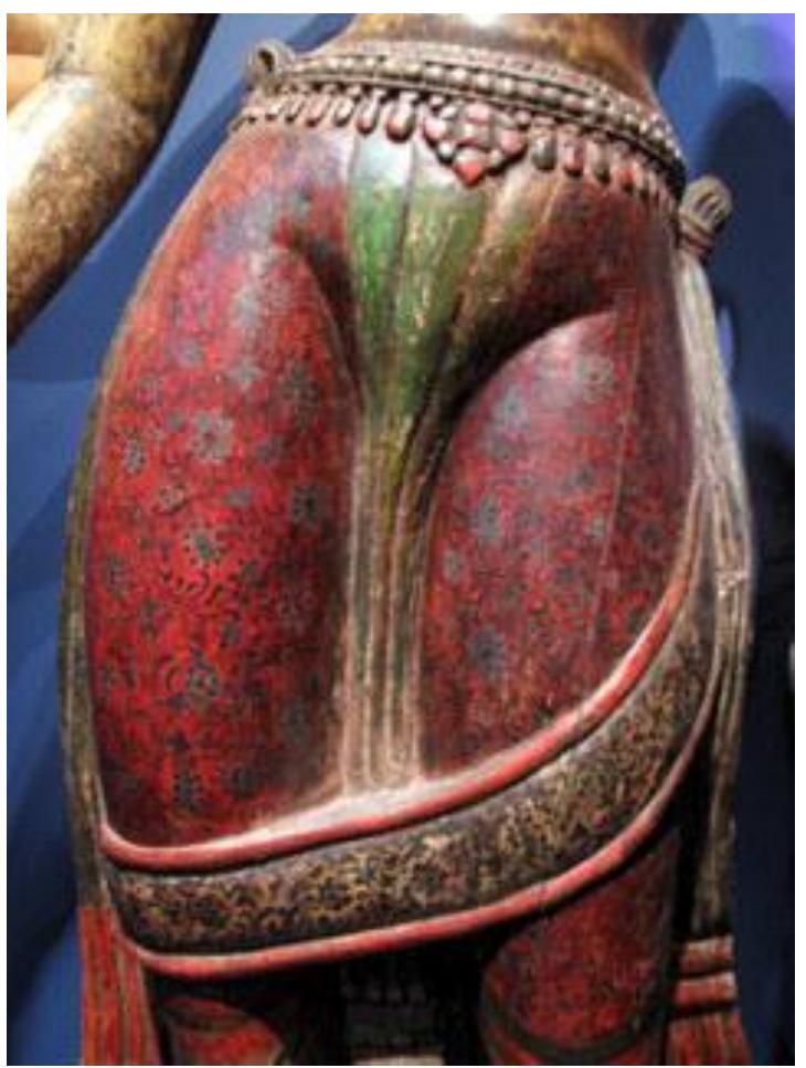 This paper proposes that the sabut of the muarajambi image