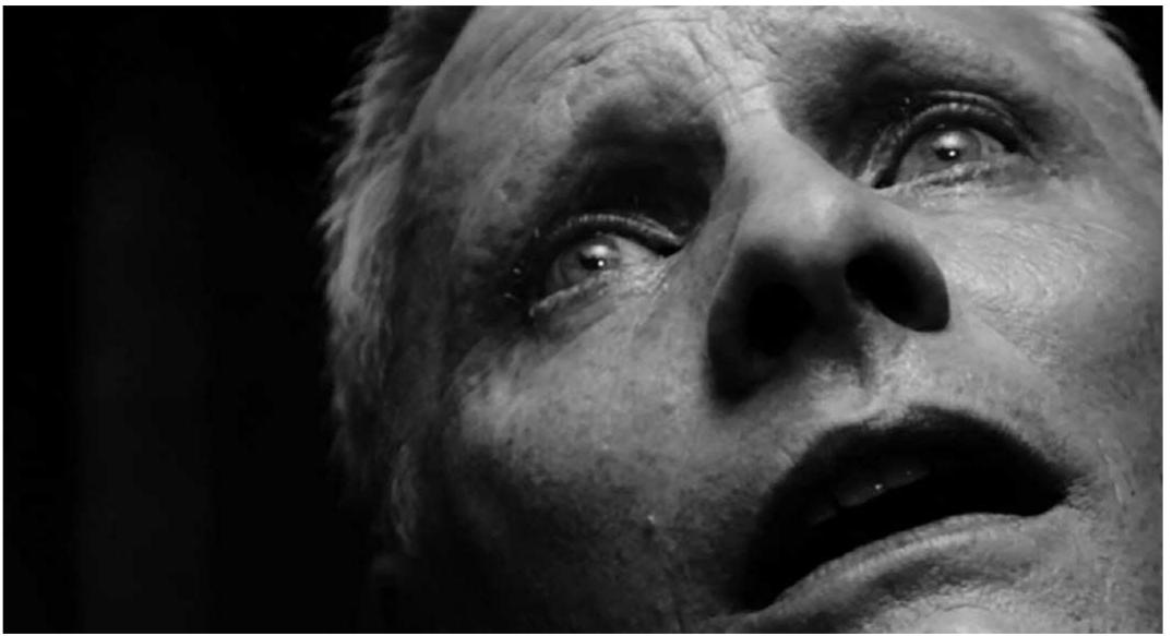 Still from crimes of the future [01:41:06]. (2022). directed