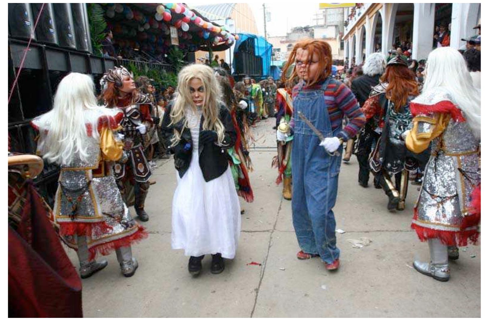 I.1 chucky and the bride of chucky performed at a disfraz