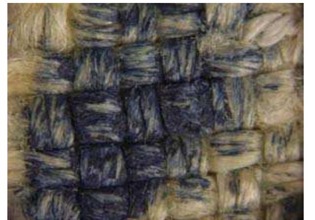 Linen fibres. microscopic view for identification figure 1: