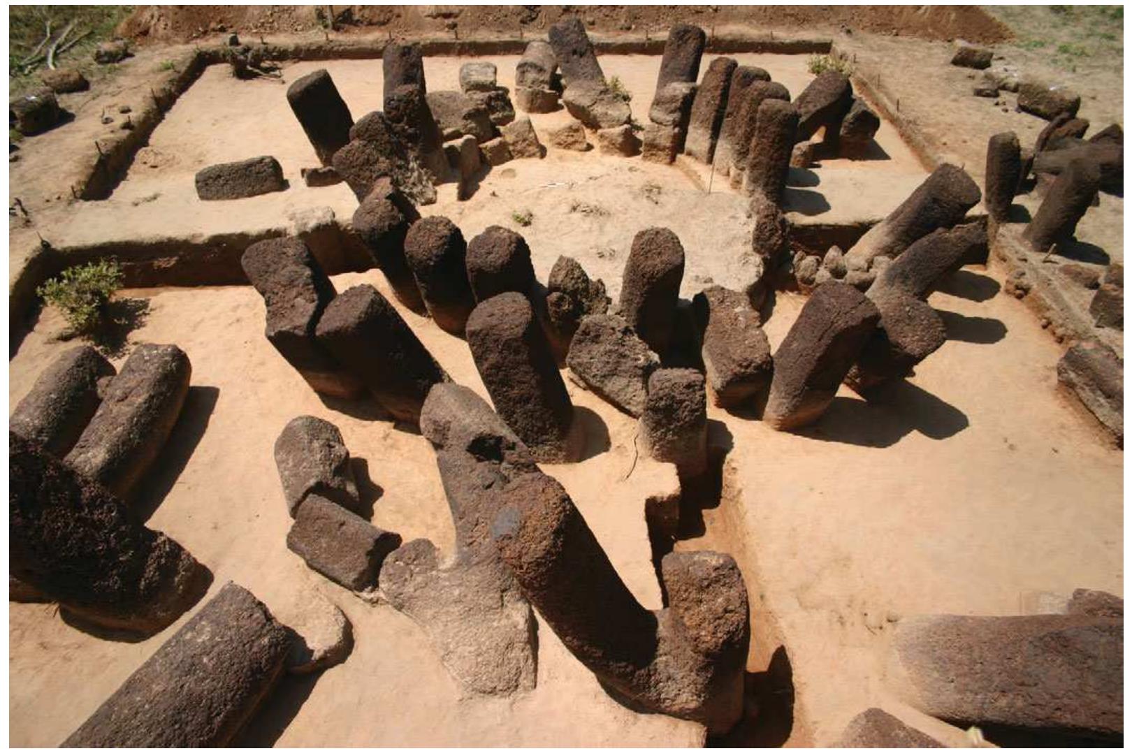 Monument i consists of an internal circle of upright stones