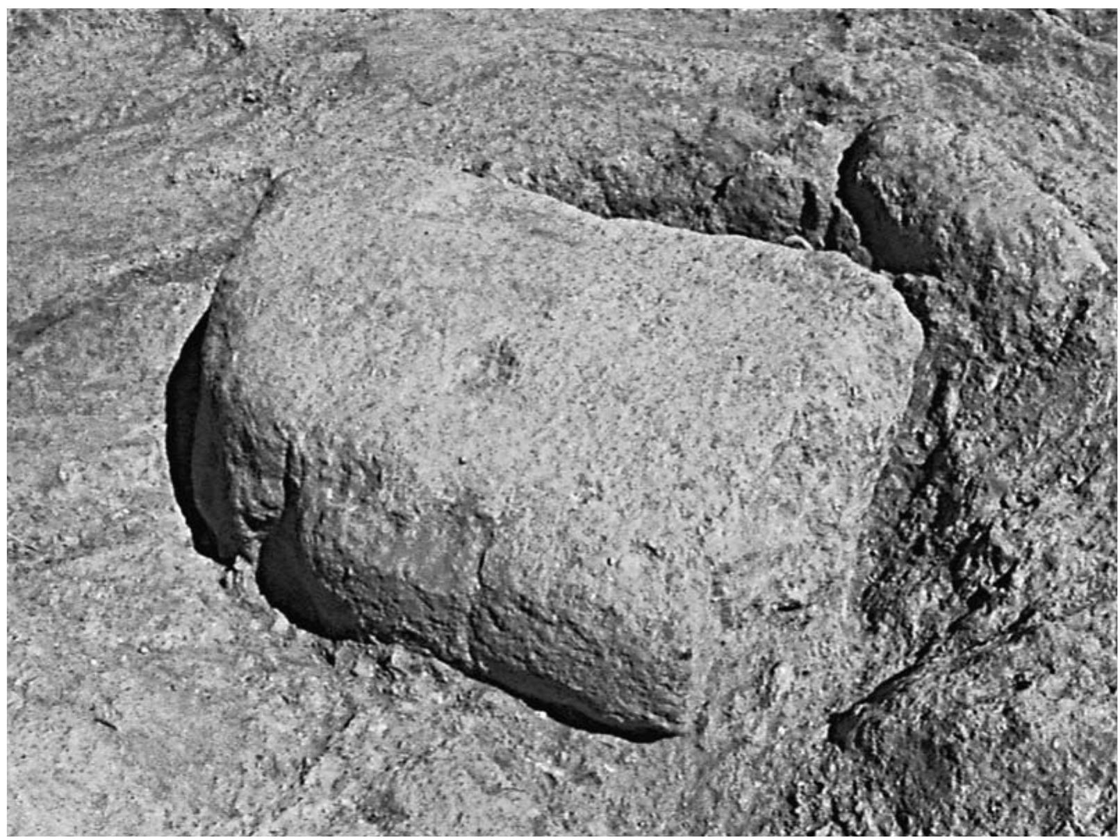 Stone anvil. photograph by h. cevizoglu.