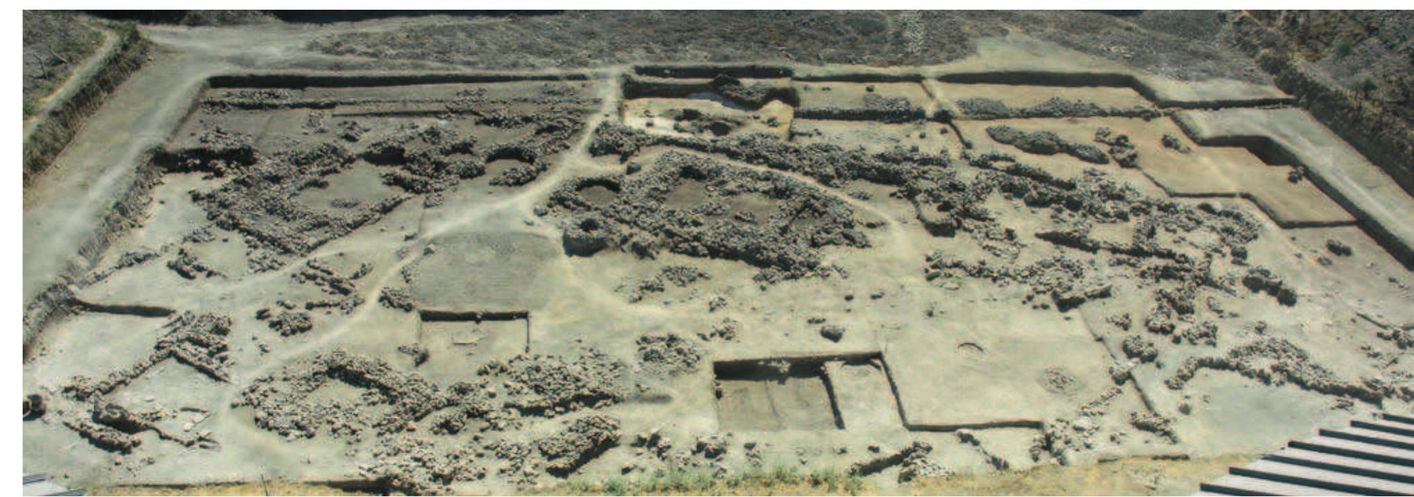 Excavated architecture from ege gubre ill—a and ill—b.