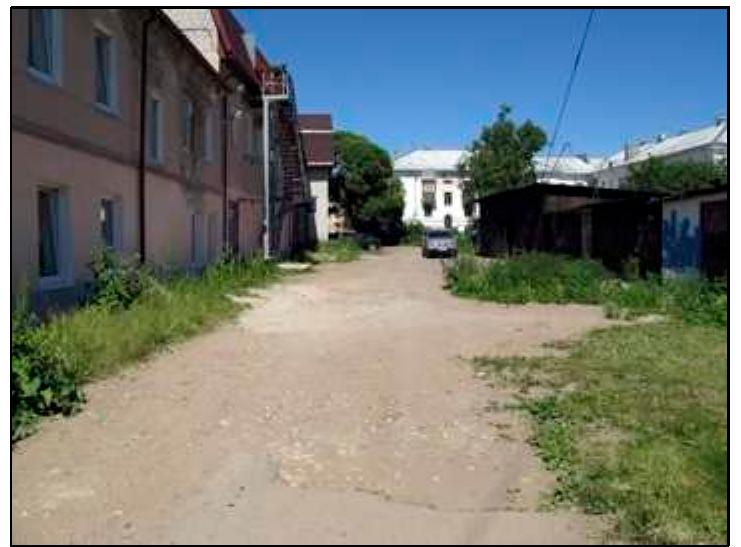 Varangian street in novgorod. photo dan carlsson.
