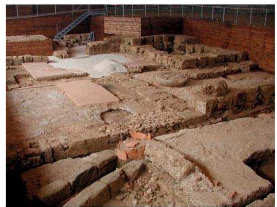 Fregellae baths; phase i; overview; from south (photo