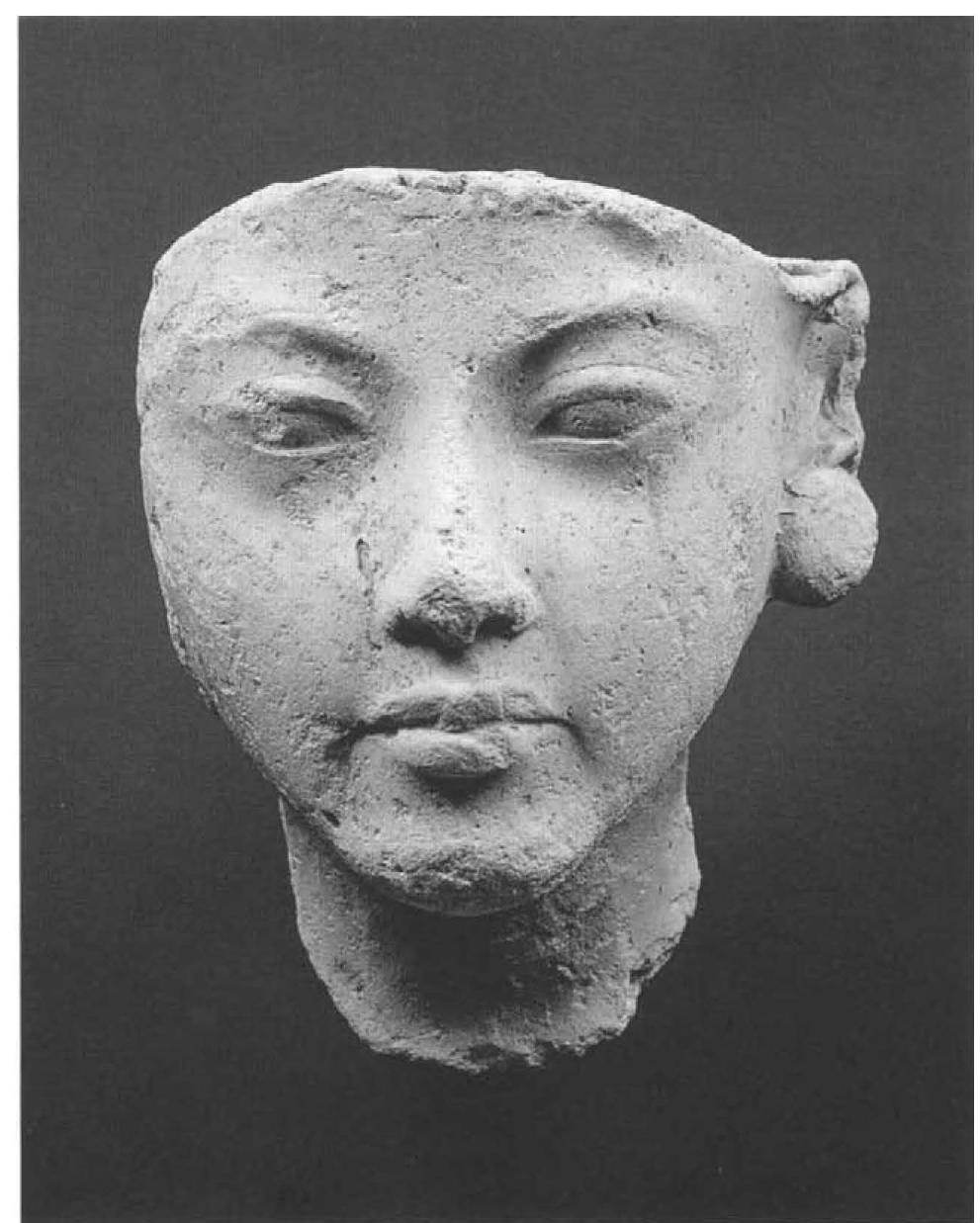 (PDF) Arnold, Dorothea: The Royal Women of Amarna Images of Beauty from ...
