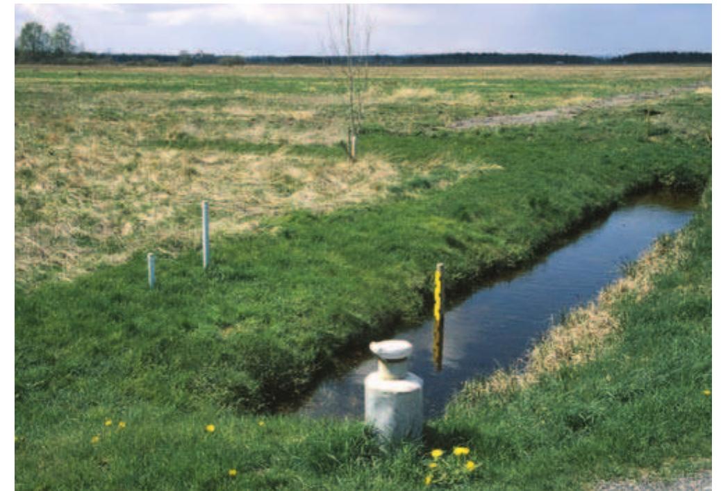 Groundwater level measuring stations monitor the groundwater