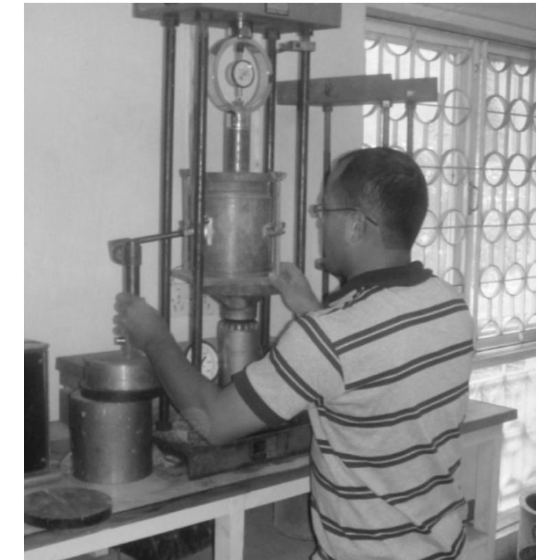 Figure 2 - CORRELATION BETWEEN MODULUS OF RESILIENCE AND CBR