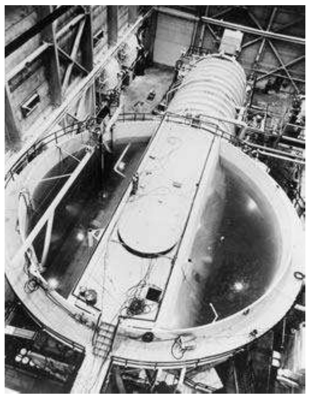 Experimental setup for testing nautilus type naval reactors