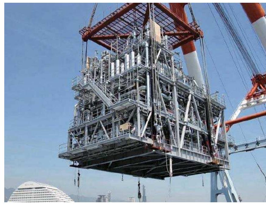 Single lifted gas compression module for knoc module concept