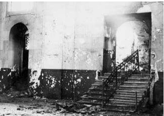 14. the great synagogue, entrance to the prayer hall at the