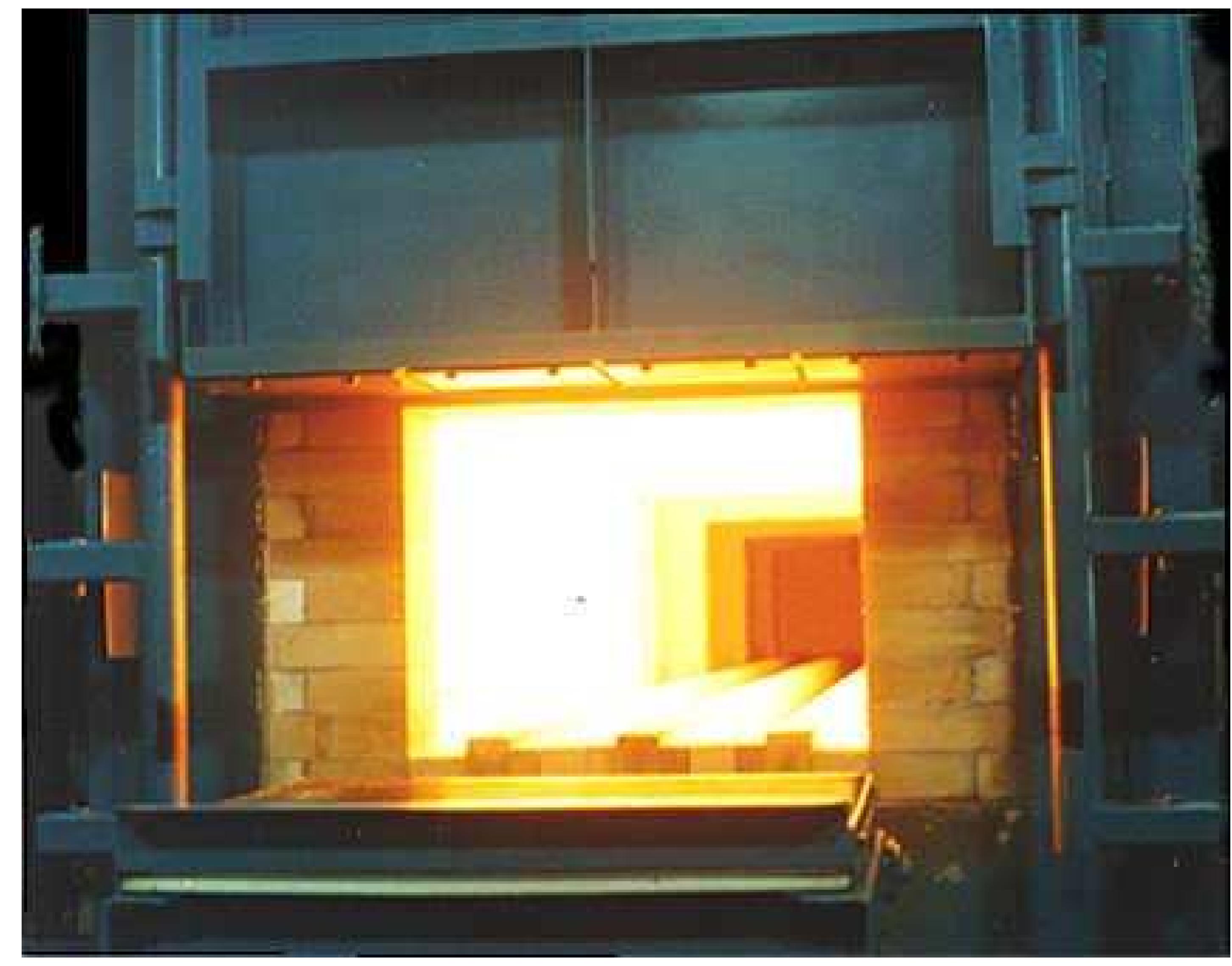 Figure 4 - Contoh-contoh kegunaan refraktori seramik