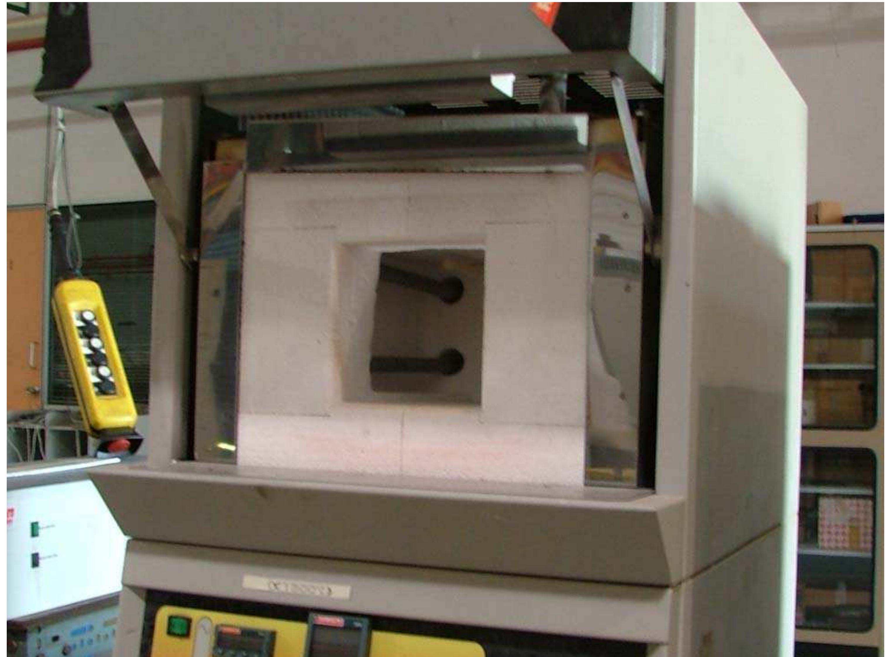 Figure 19 - Contoh-contoh kegunaan refraktori seramik