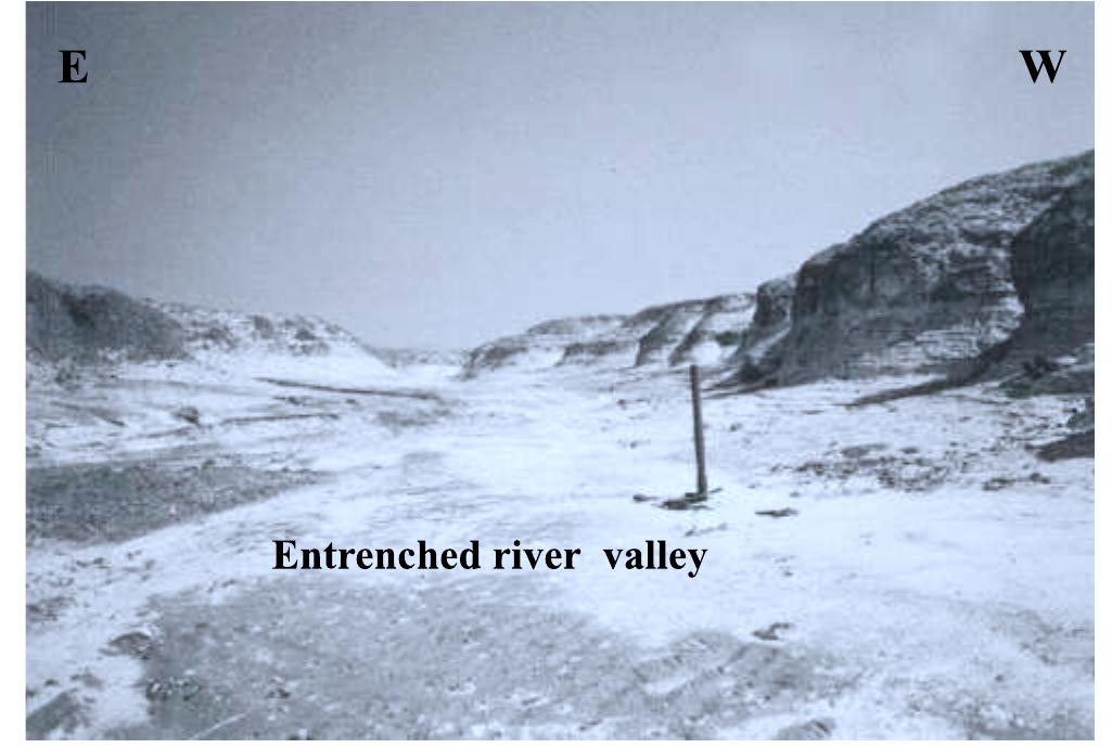 Transverse section of the allah bund scarp in the central