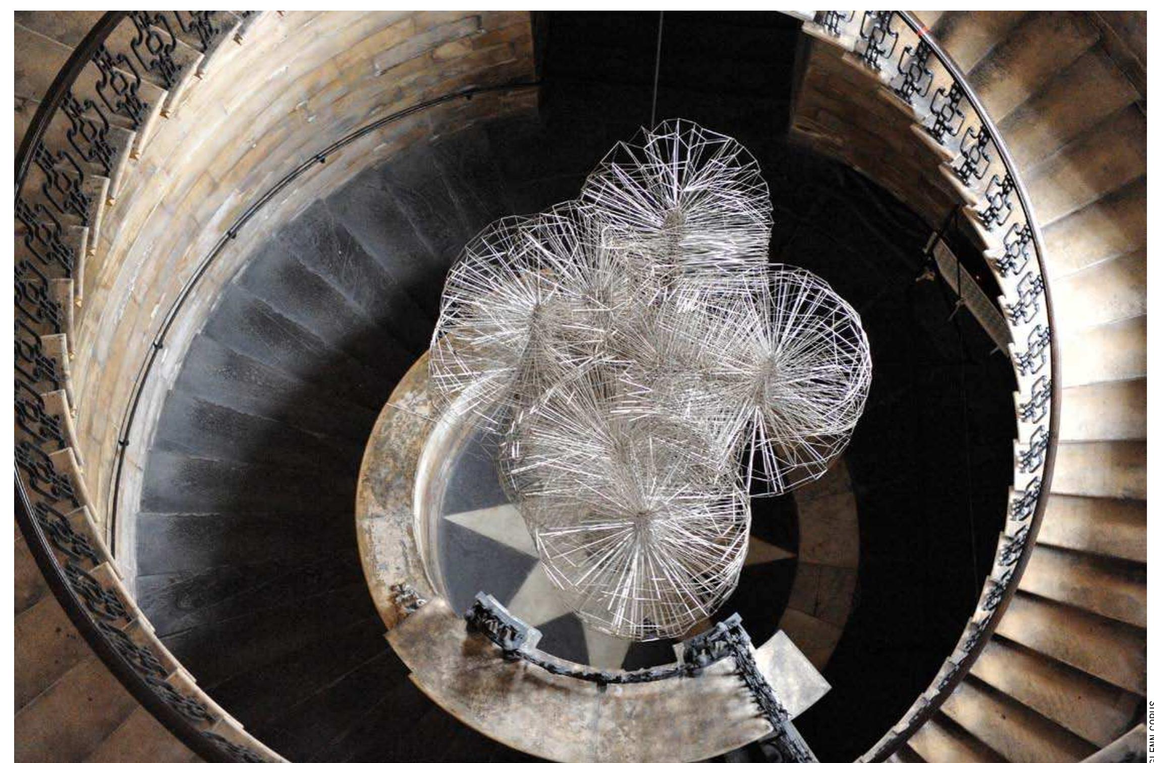 Christopher wren’s famous geometric staircase at st paul’s