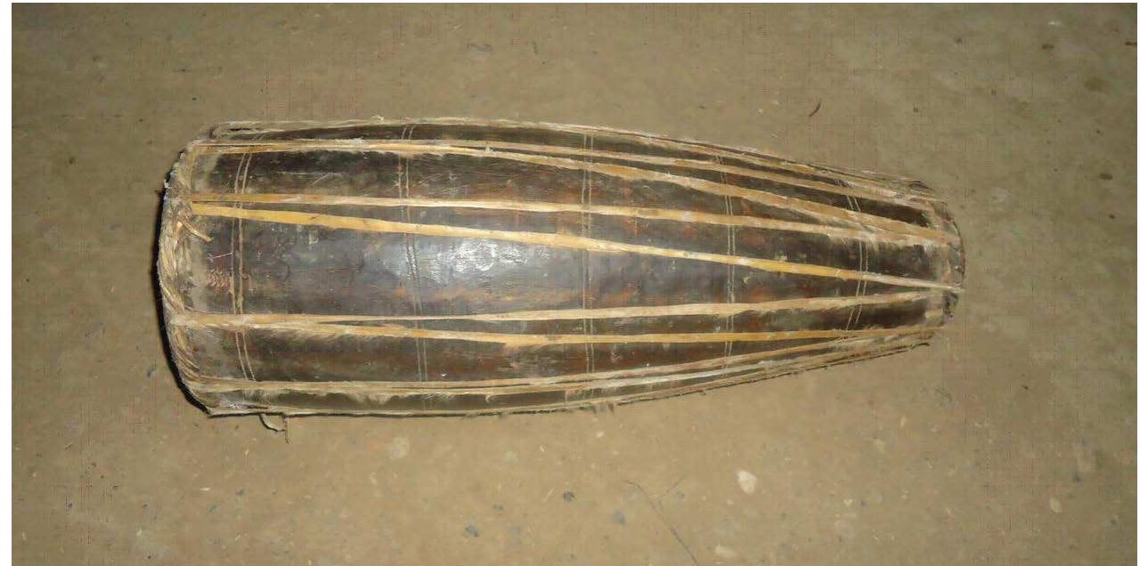 Madal, a main entertainment instrument of badi