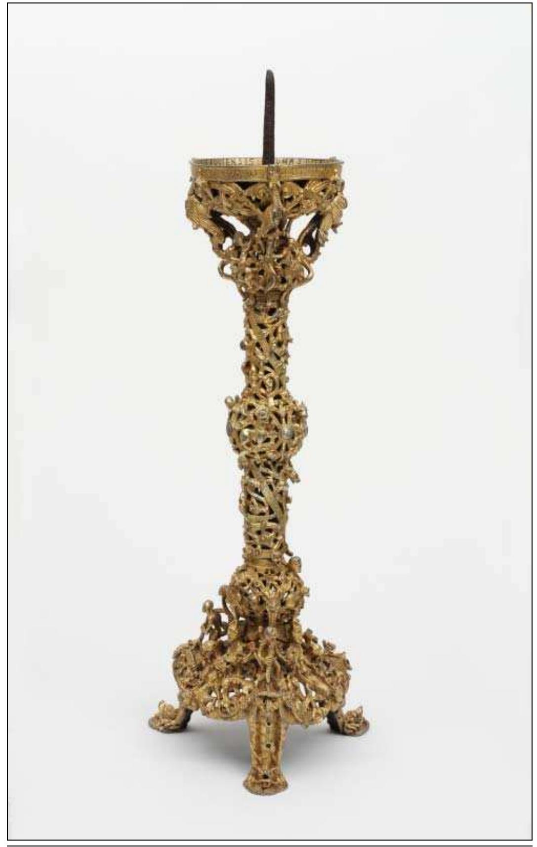 Chandelier de gloucester aprés restauration, avec l'aimable