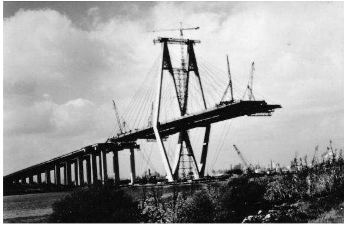 21 baytown bridge, texas. (courtesy of t. y. lin