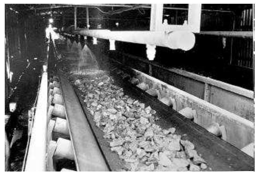 7.1(b)— cooling coarse aggregate by chilled water spray and