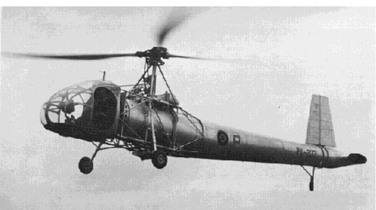 R-4. in 1943 sikorsky developed the r-5, which, although