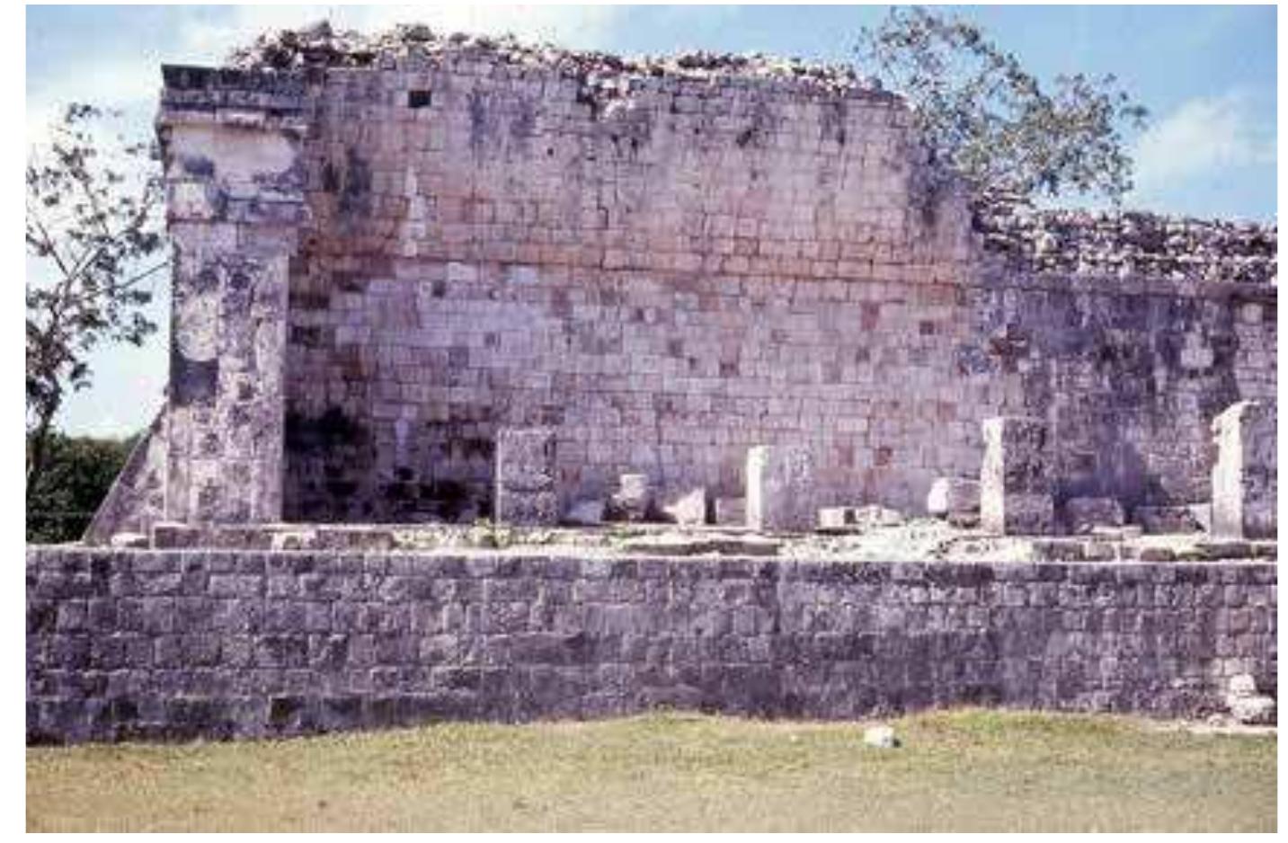 South ball court temple ‘he south ball court temple has