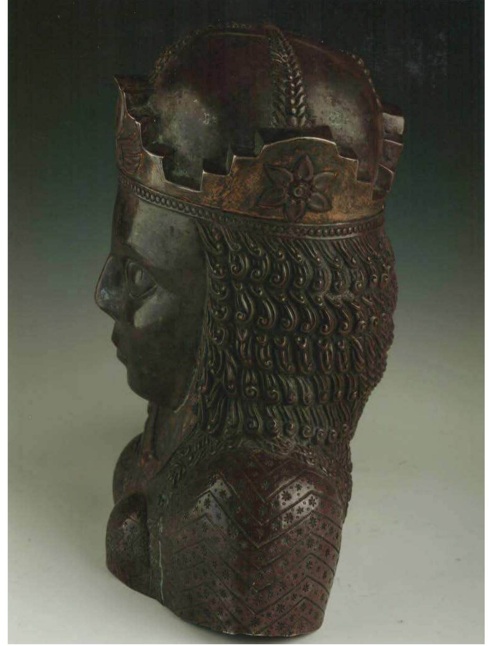 The aghayan bust from the side (photo: aghayan family, with