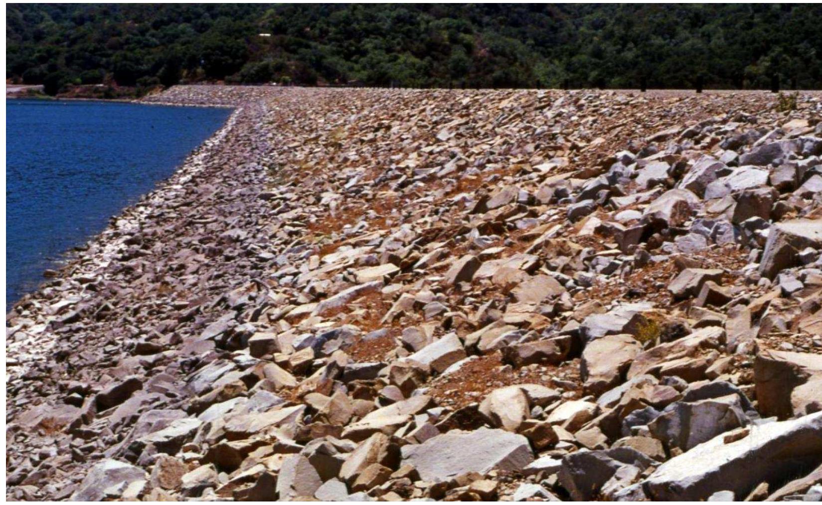 (PDF) Design Standards No. 13 Embankment Dams Chapter 7: Riprap Slope Protection Phase 4 (Final