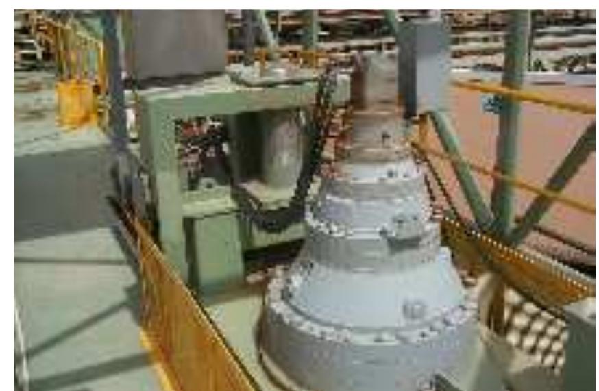 Rake lifting mechanism