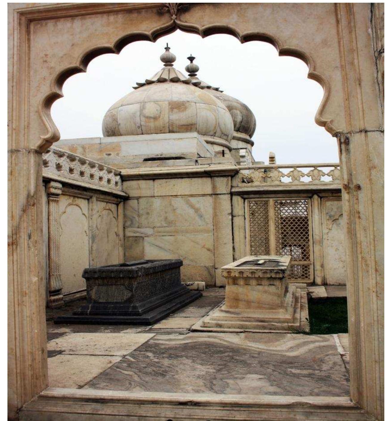 Grave of akbar shah ii and shah alam