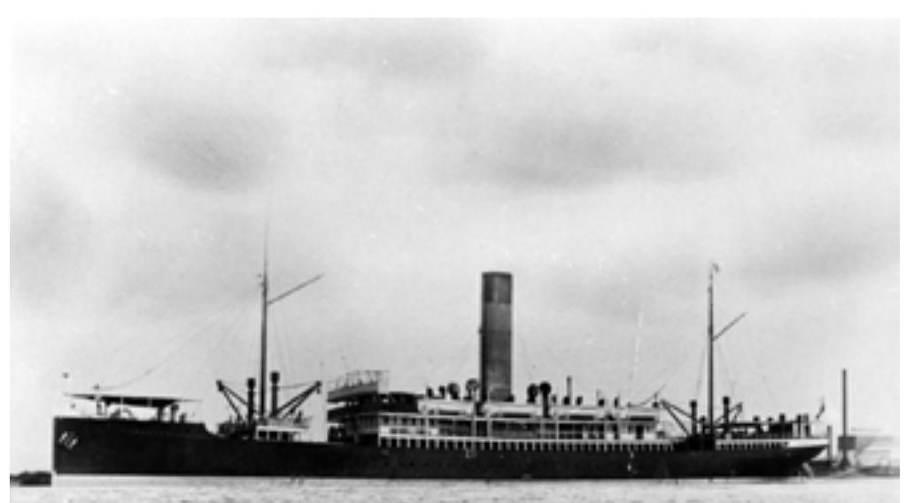 Ure 1. ss yongala (courtesy of a.d. edwards collection in