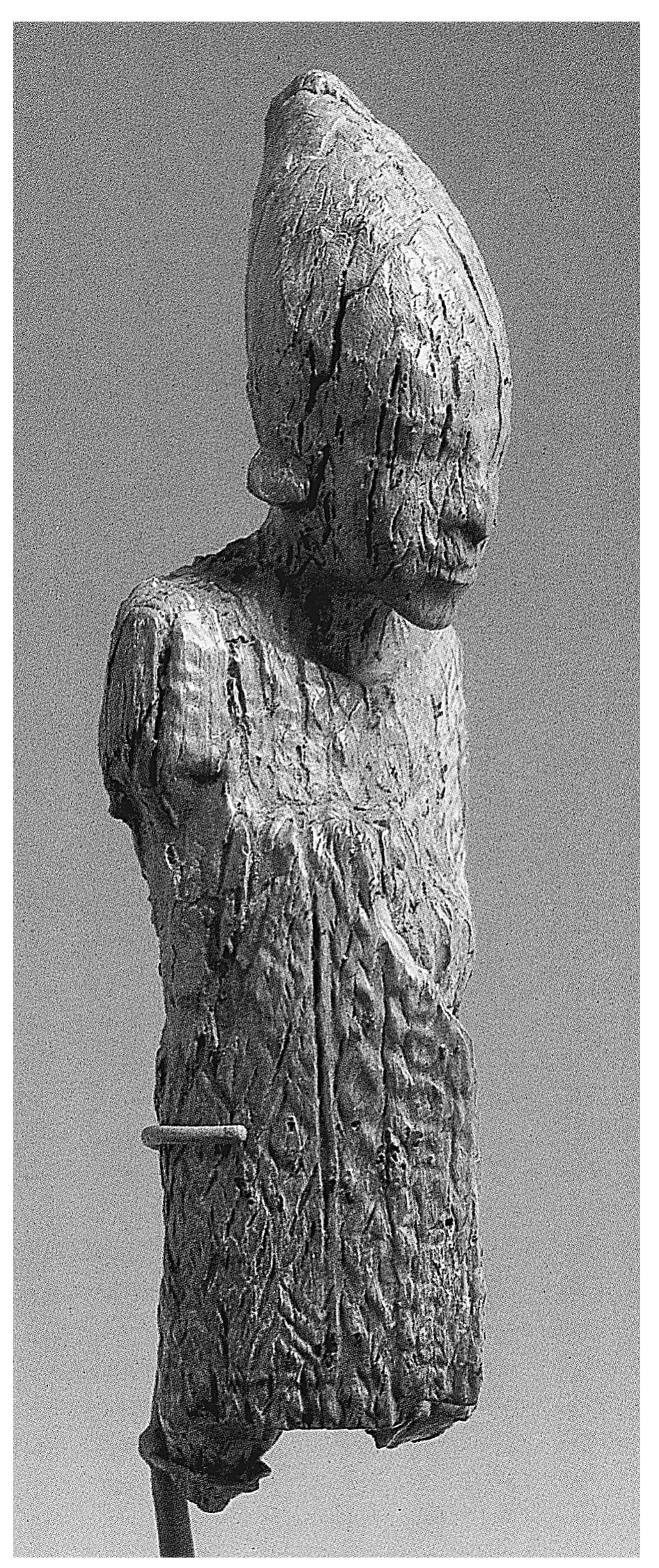 Statuette of a king, ivory, british museum 37.996 (© bm).