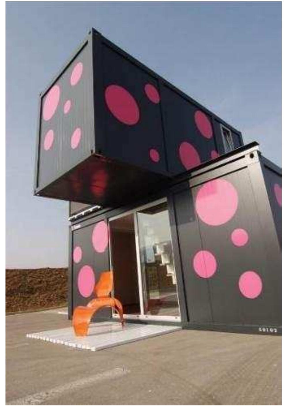 Floor plans showing the internal and external spaces been