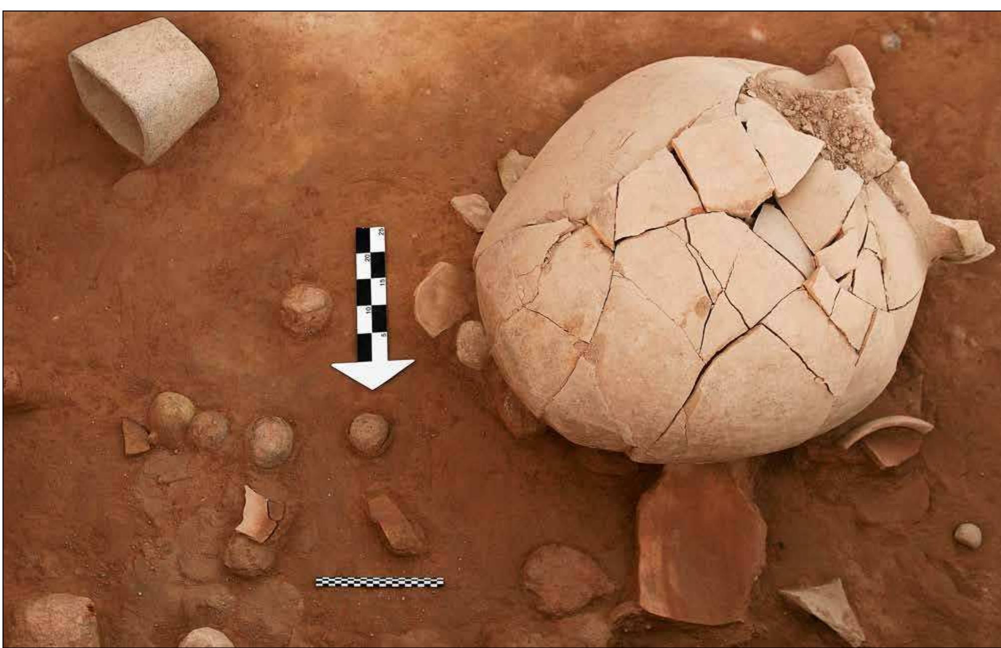 Tell leilan. akkadian collapse and abandonment: room 12