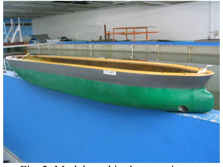 T t the model is equipped with a main propeller and two