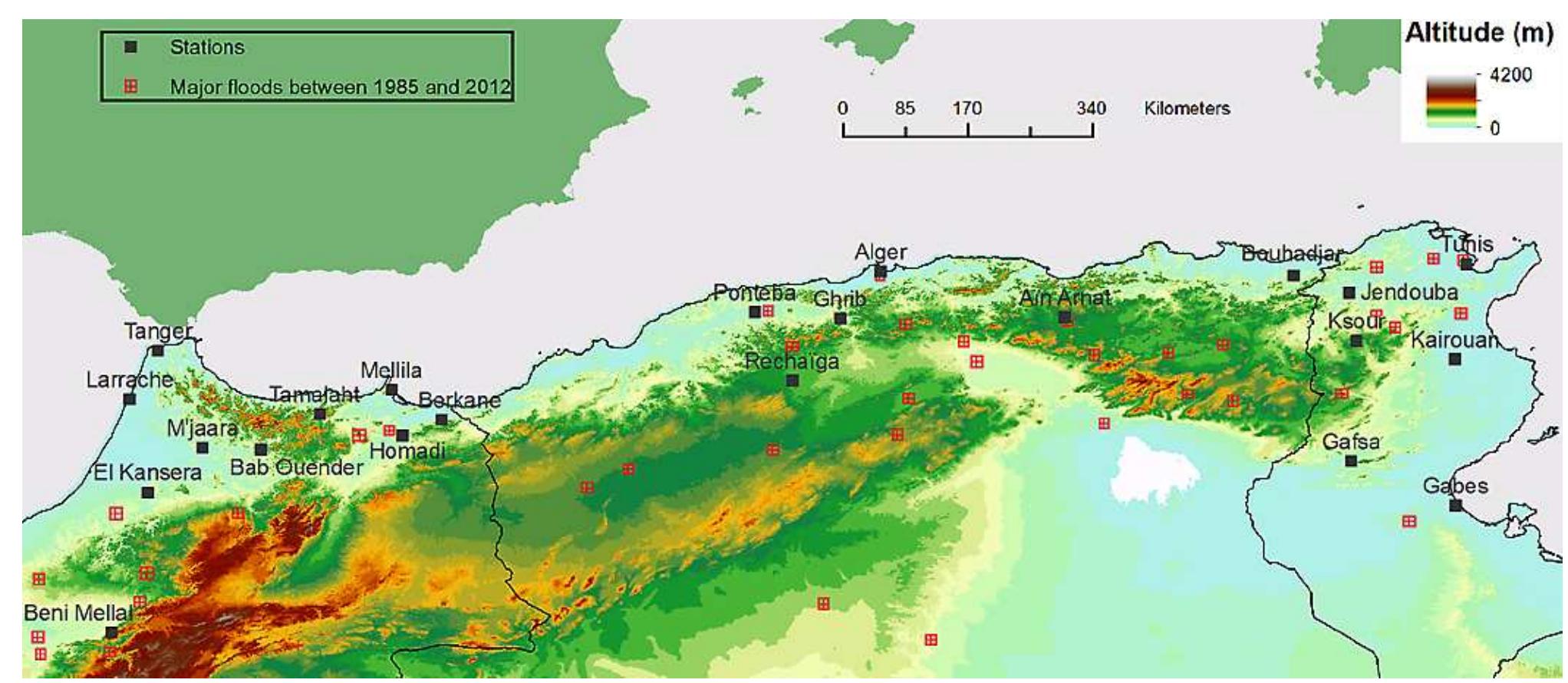 Map of the selected stations and centroids of the areas