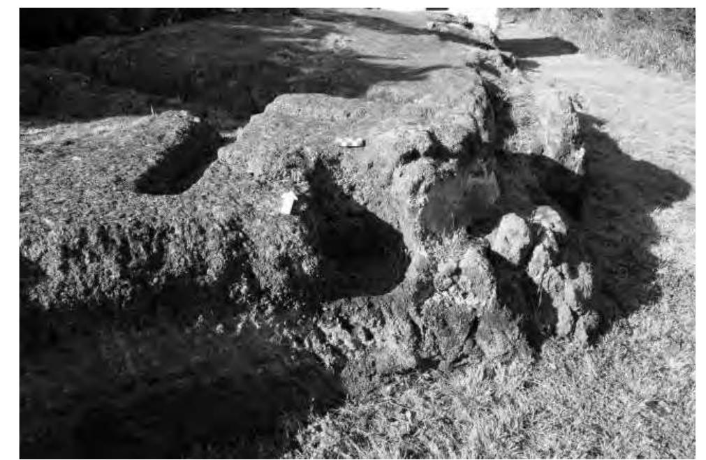 Structures excavated in the rock, pico do facho