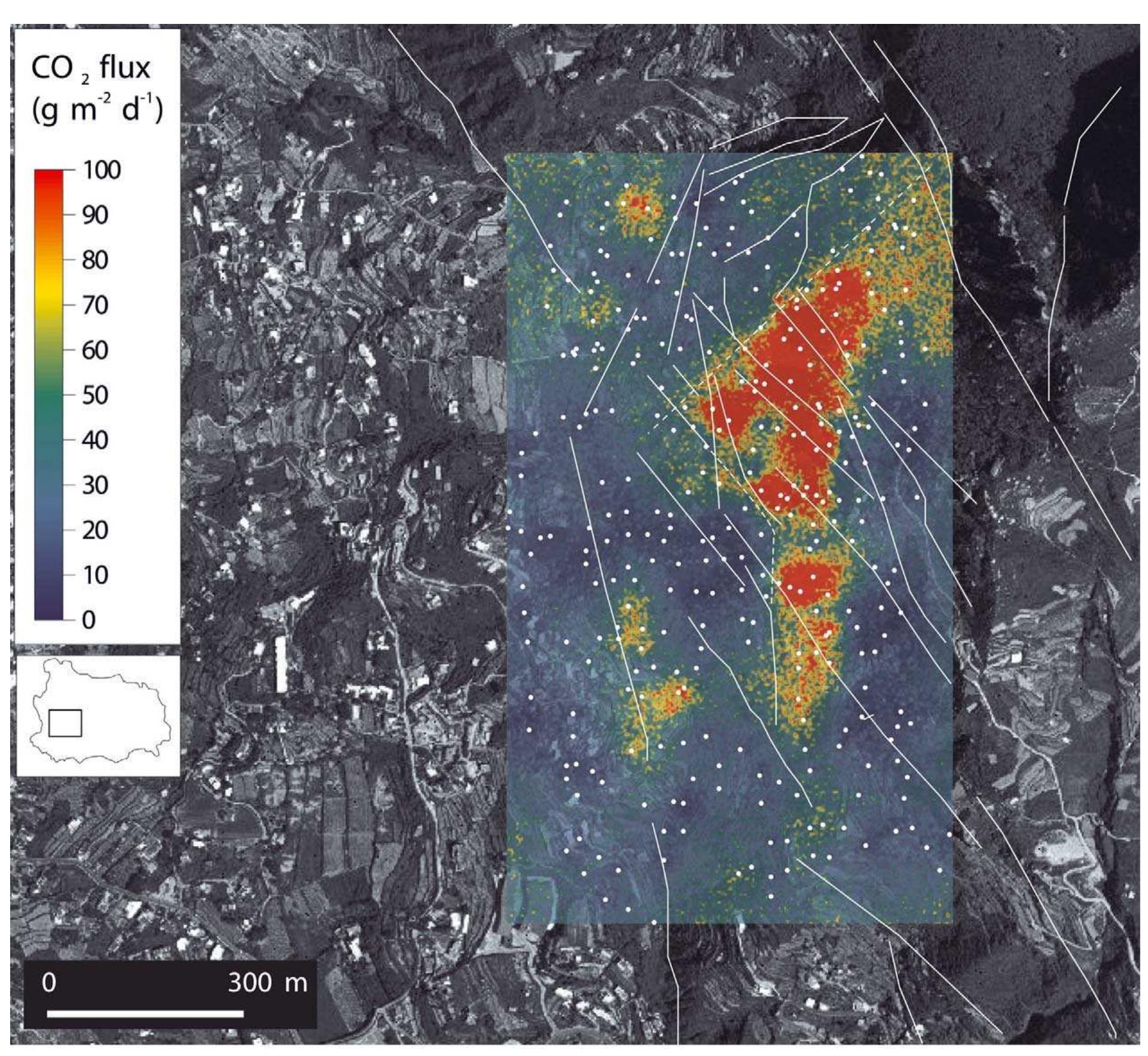 Map of soil co» diffuse degassing elaborated through 500