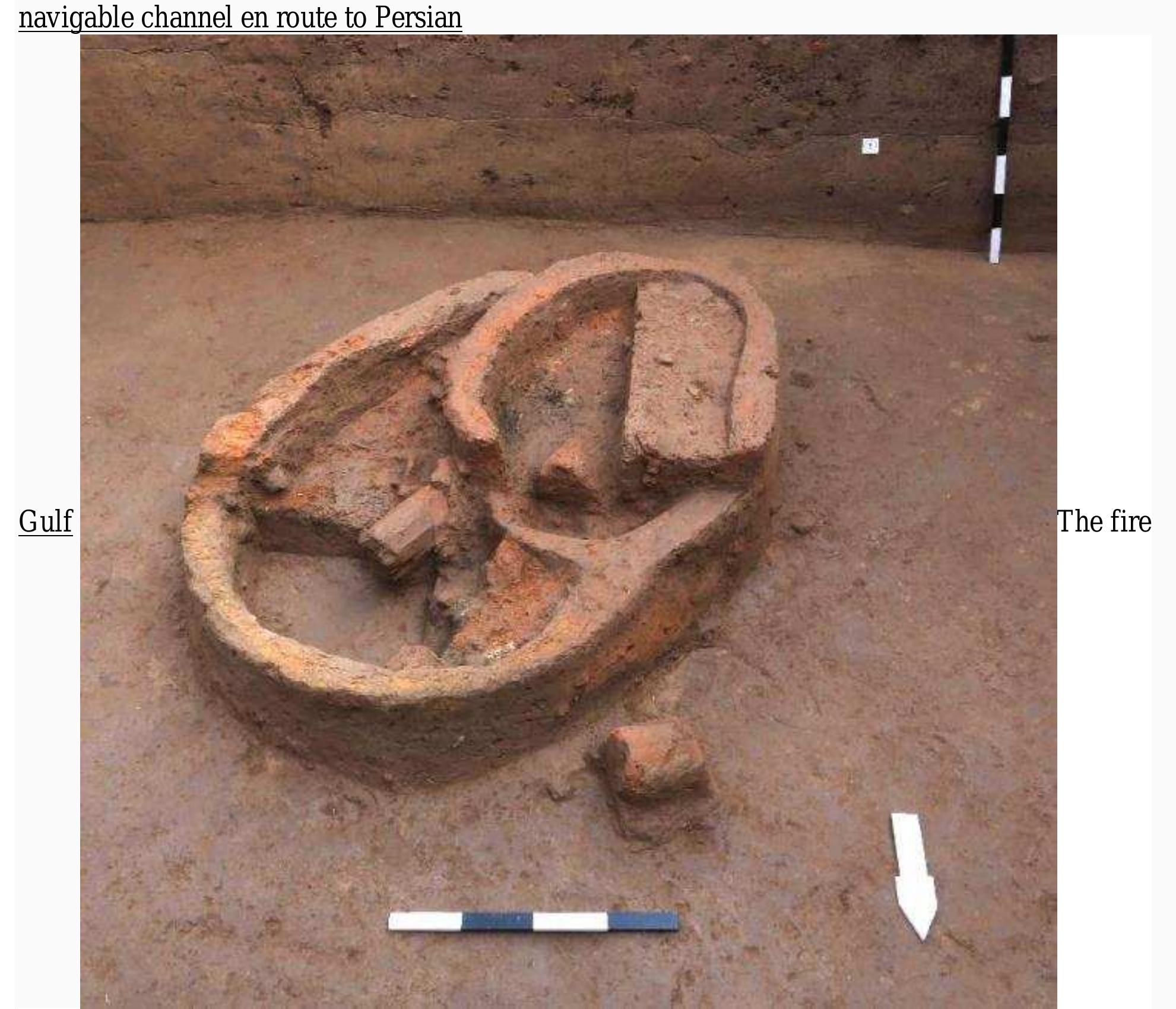 Altar, with a yasti made of an octagonal brick.