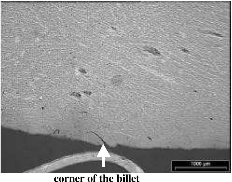Former corner of the billet, as seen in a transverse cut of