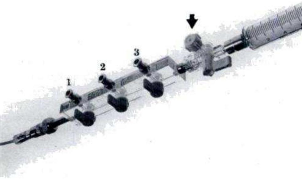 —standard manifold used for coronary angiography with lines