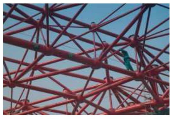 The edge beam of the space truss during construction (photo: