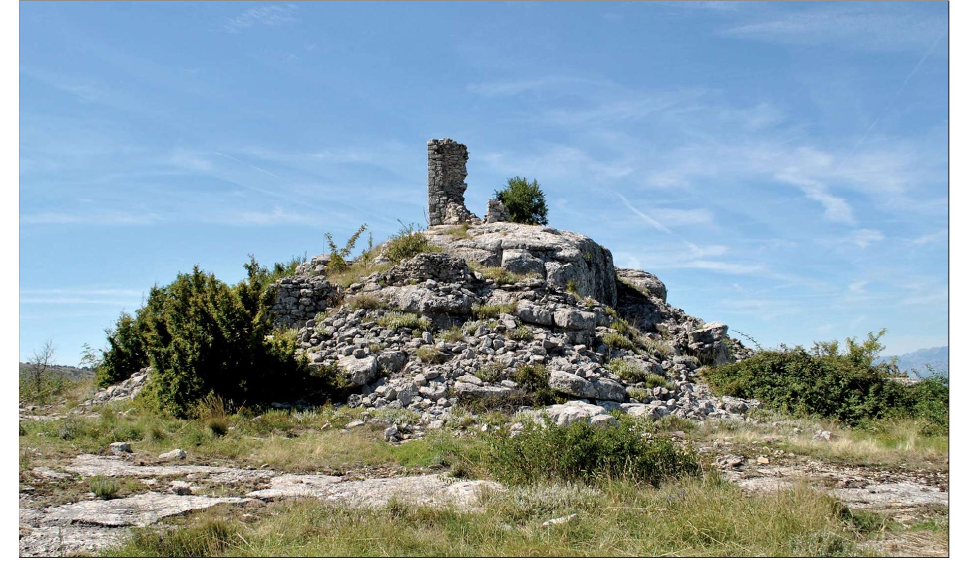 Sl. 4. ostatci srednjovjekovne utvrde zelengrad (foto: s.