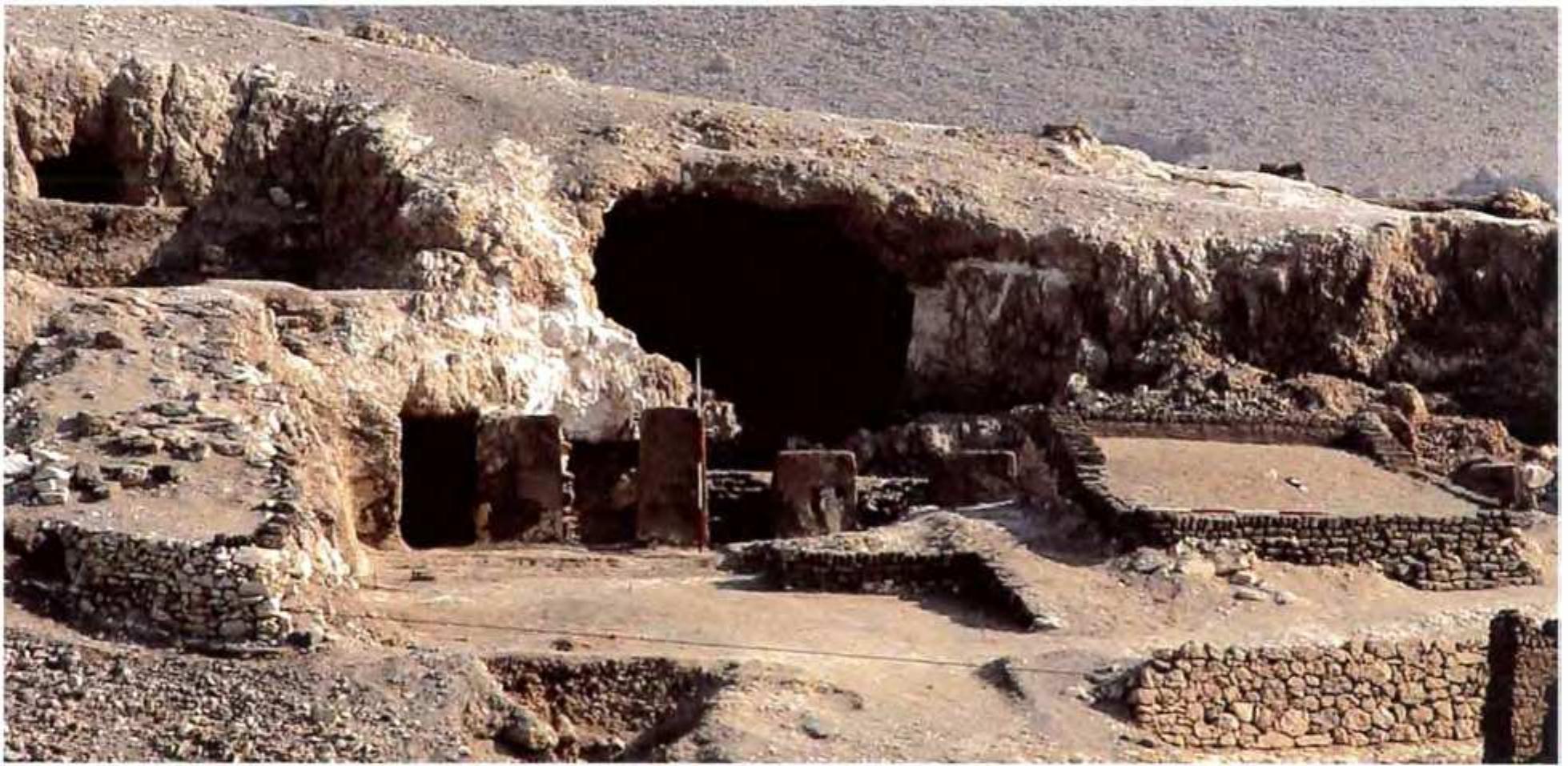 The pillared facade of the saff 7 tomb on el-khokha behind