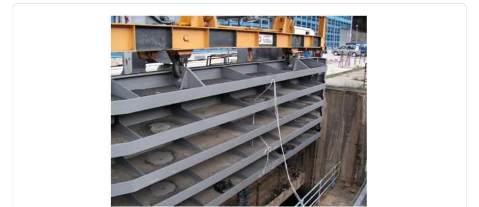 Insulated strain gages on sluice gate before measurement