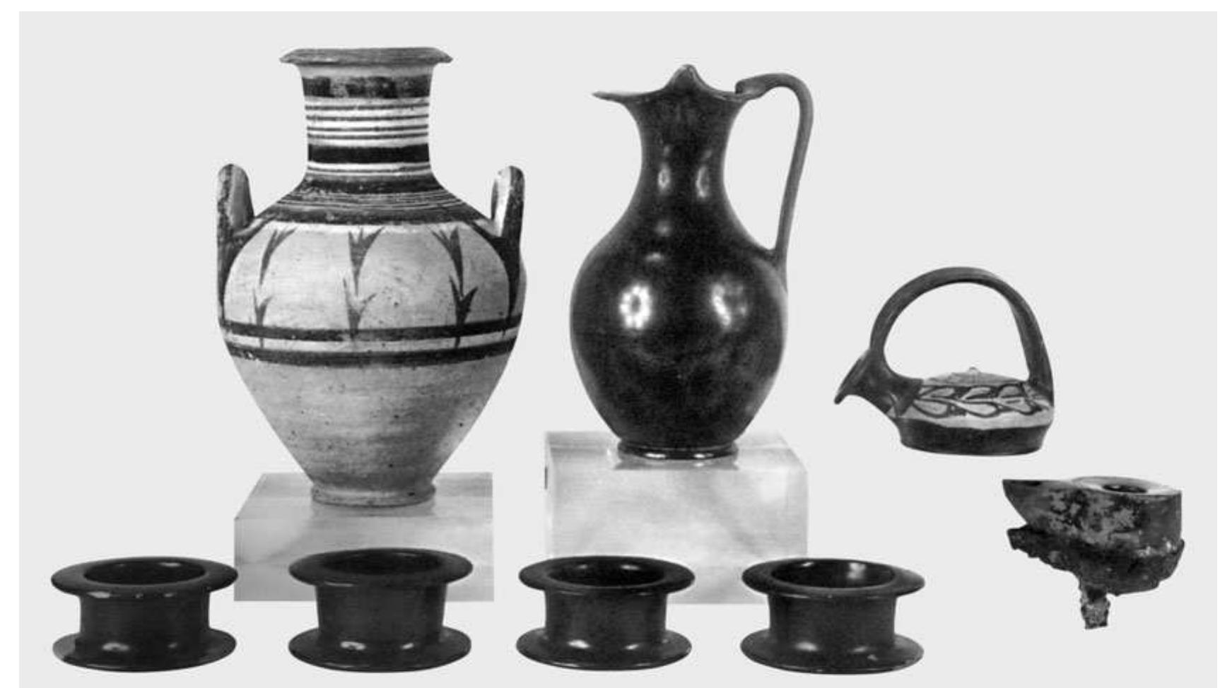 Vergina, museum of the royal tombs: pottery from the chamber