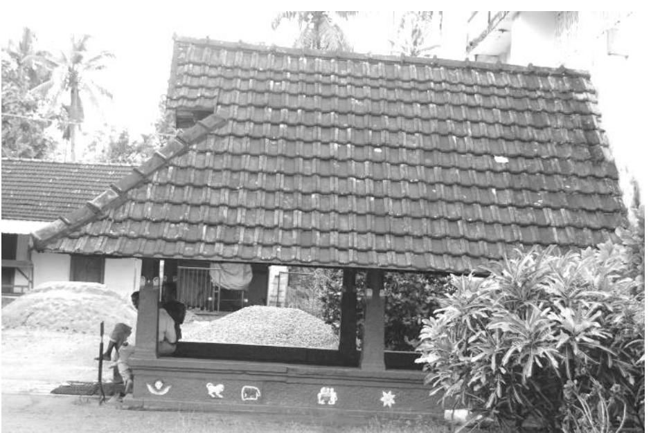 Mukhamandapa of pazhaya suriyani palli, kottayam image