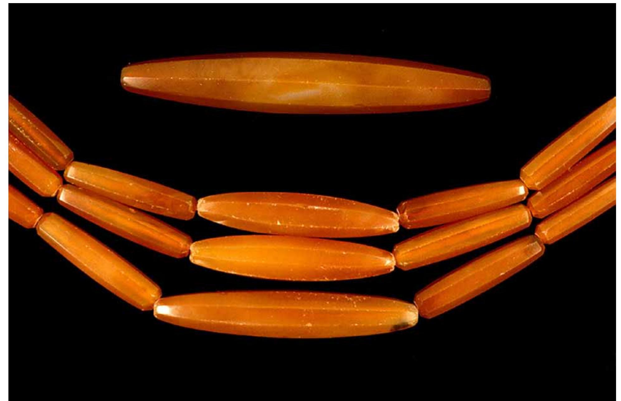 Chasai (hexagonal barrel) and athpaheludar (octagonal